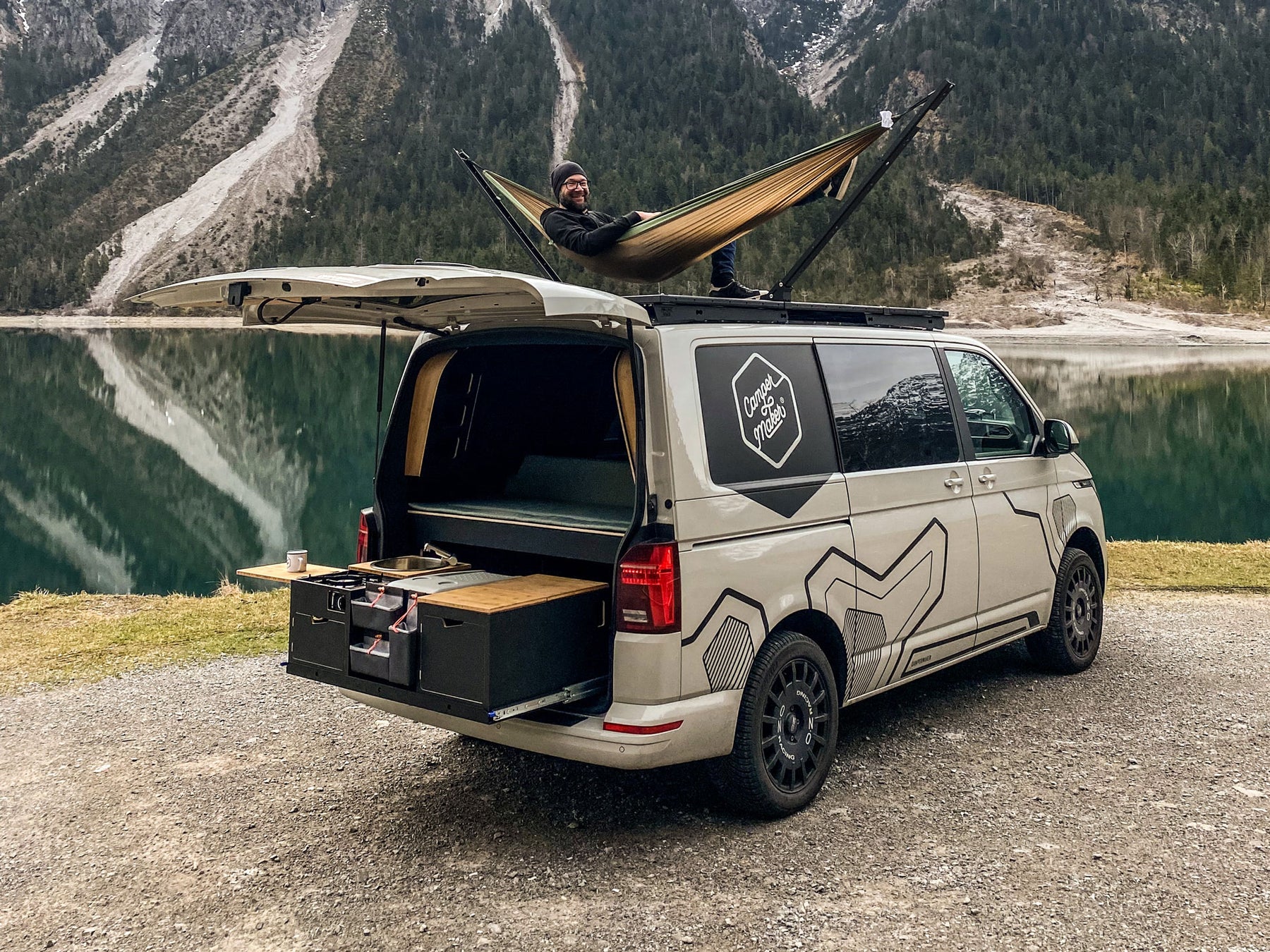 VW T6.1 "Tourer" 4Motion, Ascotgrey – Campermaker
